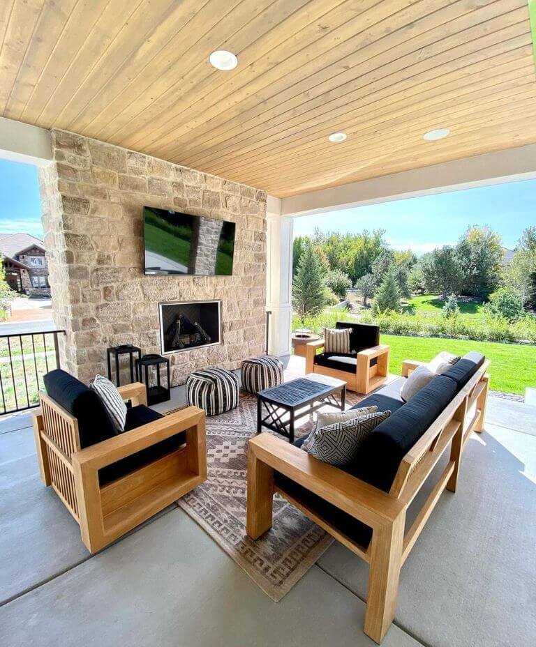 33 Stunning Outdoor Covered Patio Ideas Designers Love For 2025 (Photos ...